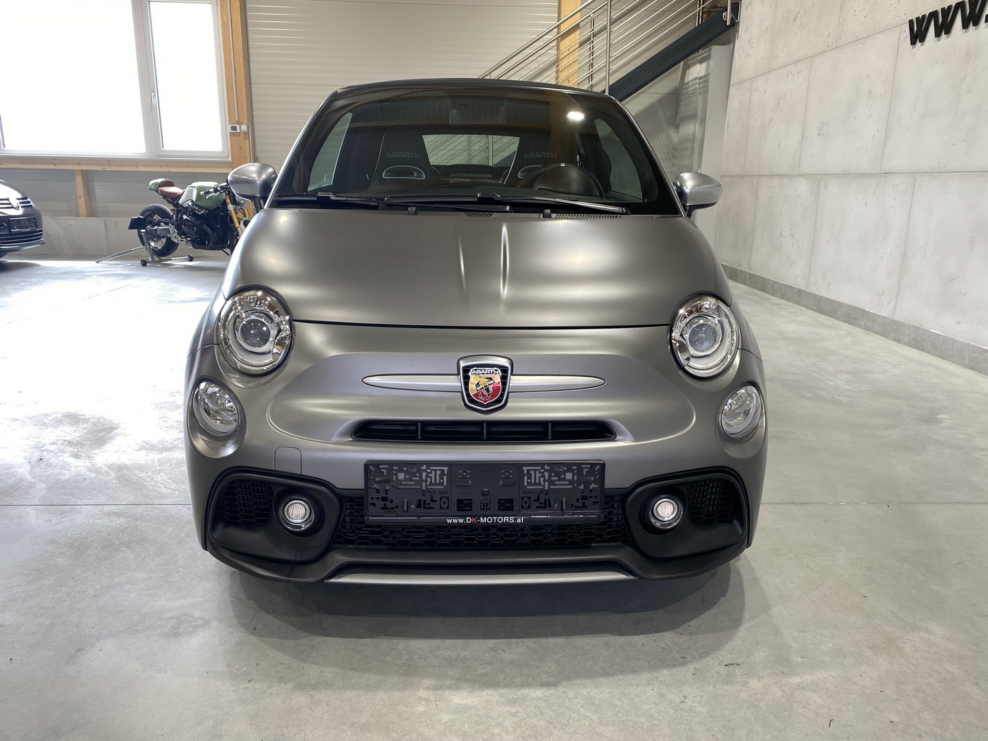 Abarth 595C Turismo grau matt 2020
