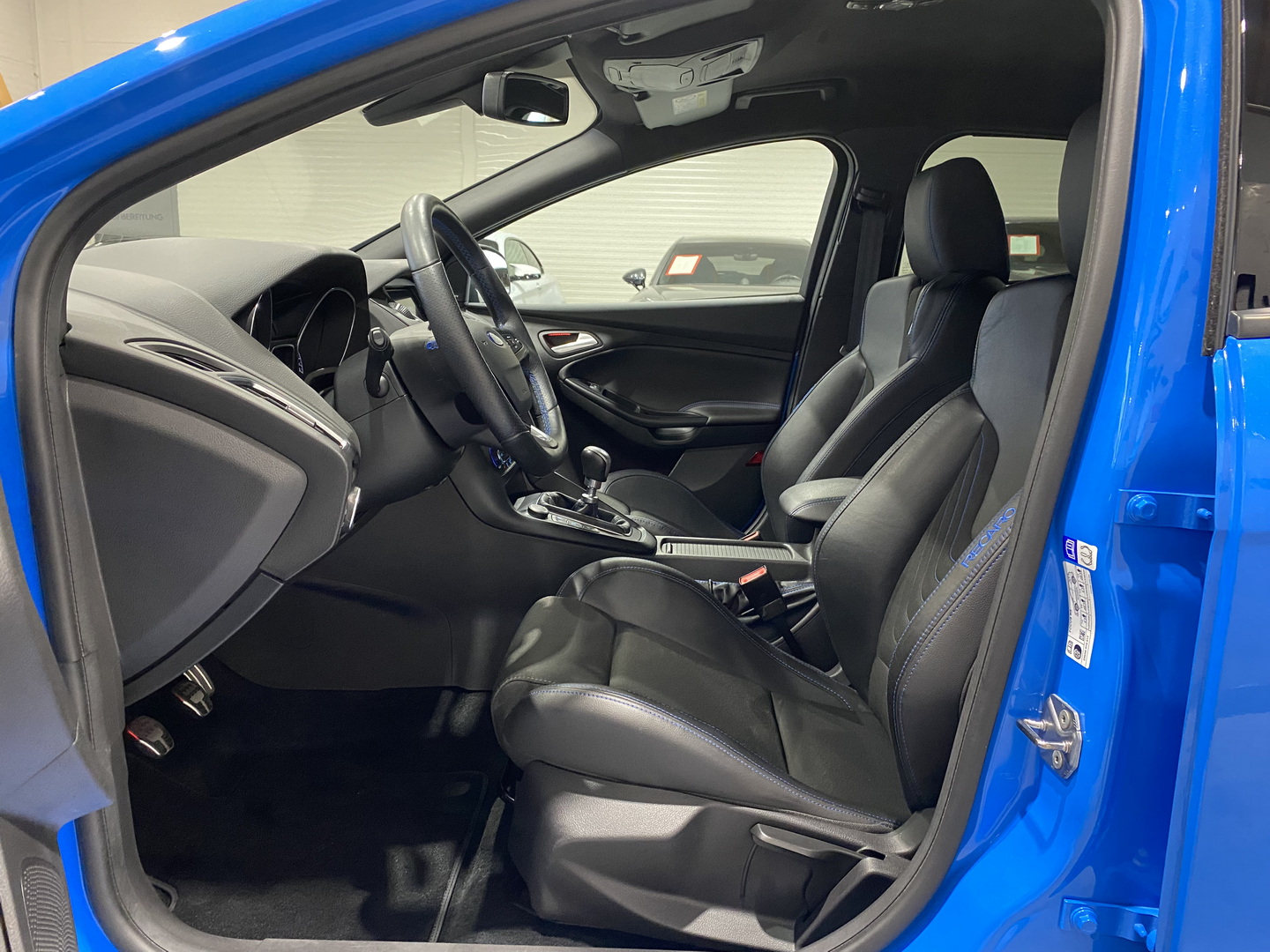 Ford Focus RS MK3 AWD Nitrous Blue