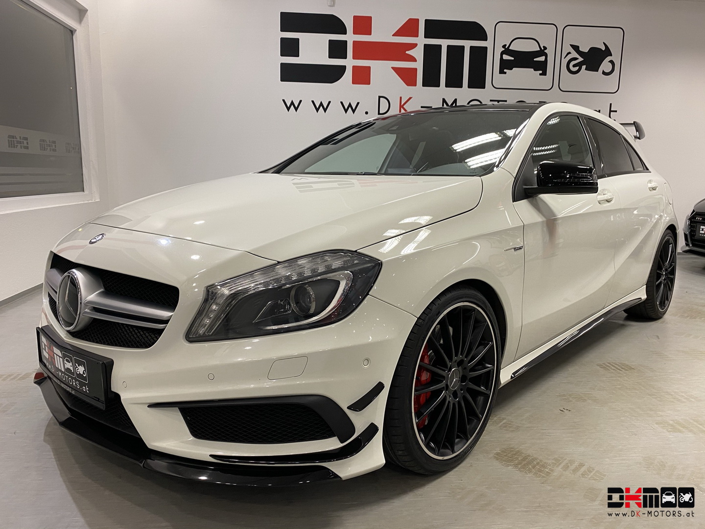 Mercedes A45 AMG 4Matic Turbo Performance