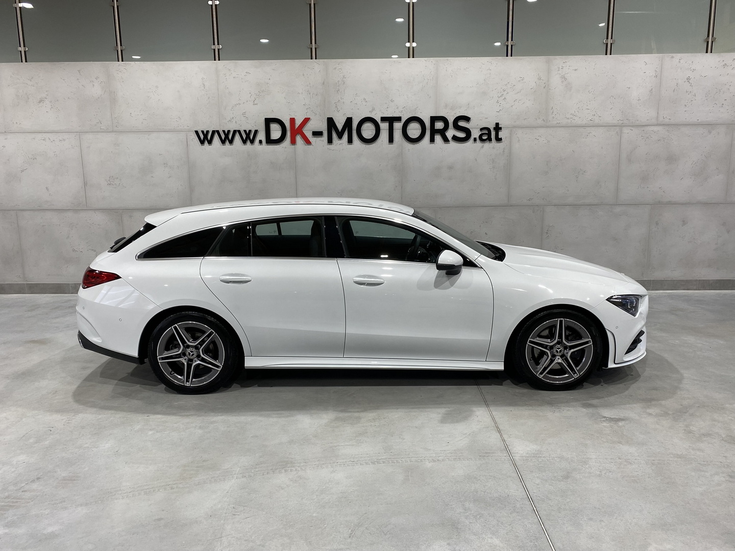 Mercedes CLA 200d SB AMG Line weiss 2020