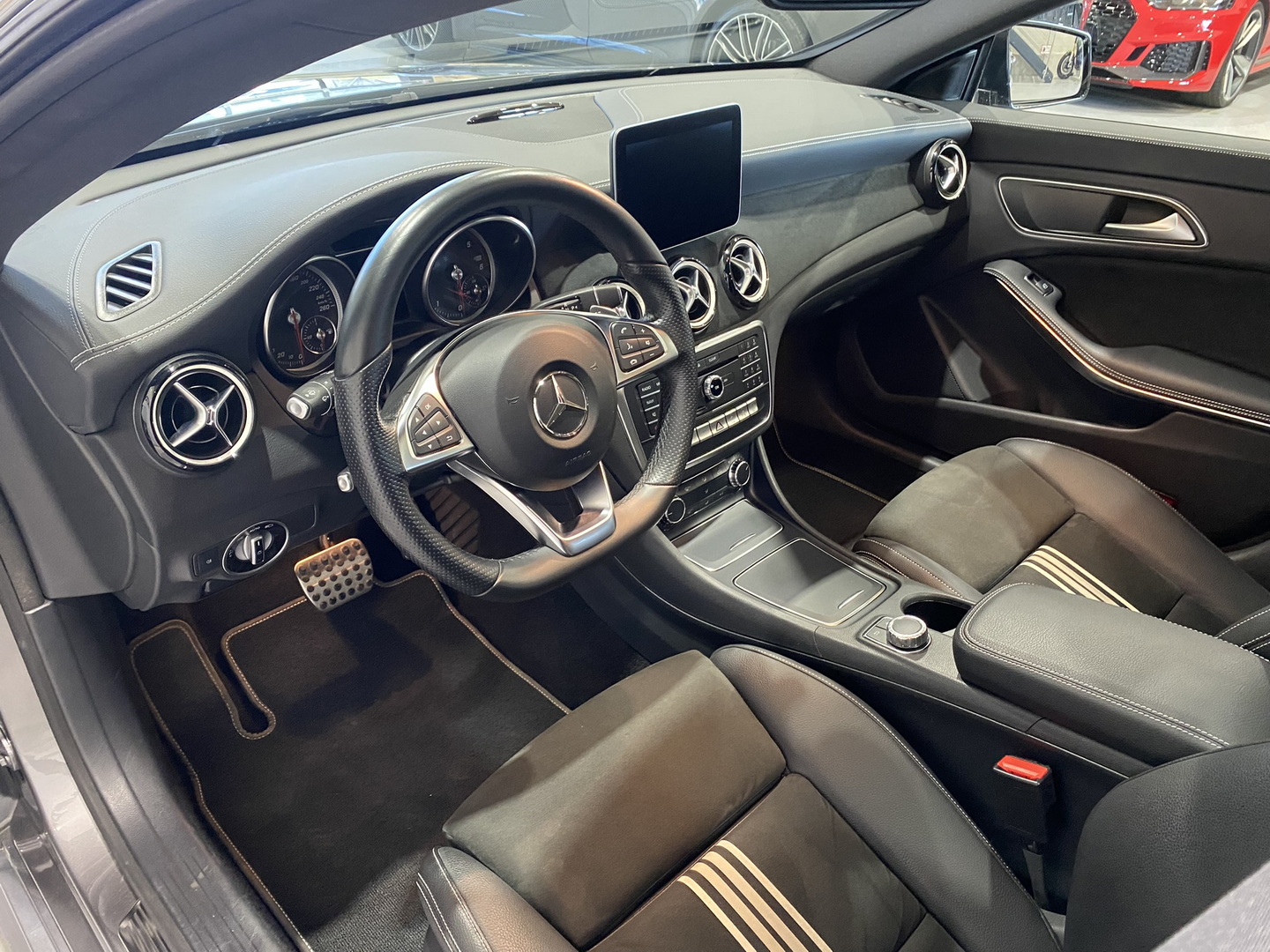 Mercedes CLA 200d Shooting Brake Facelift AMG Line Autm.