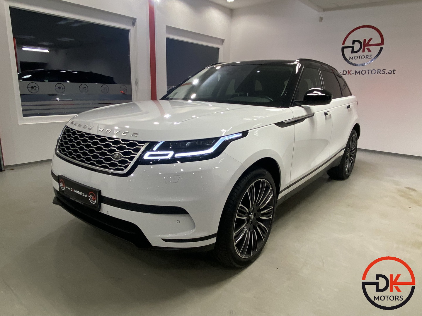 Land Rover Range Rover Velar D180