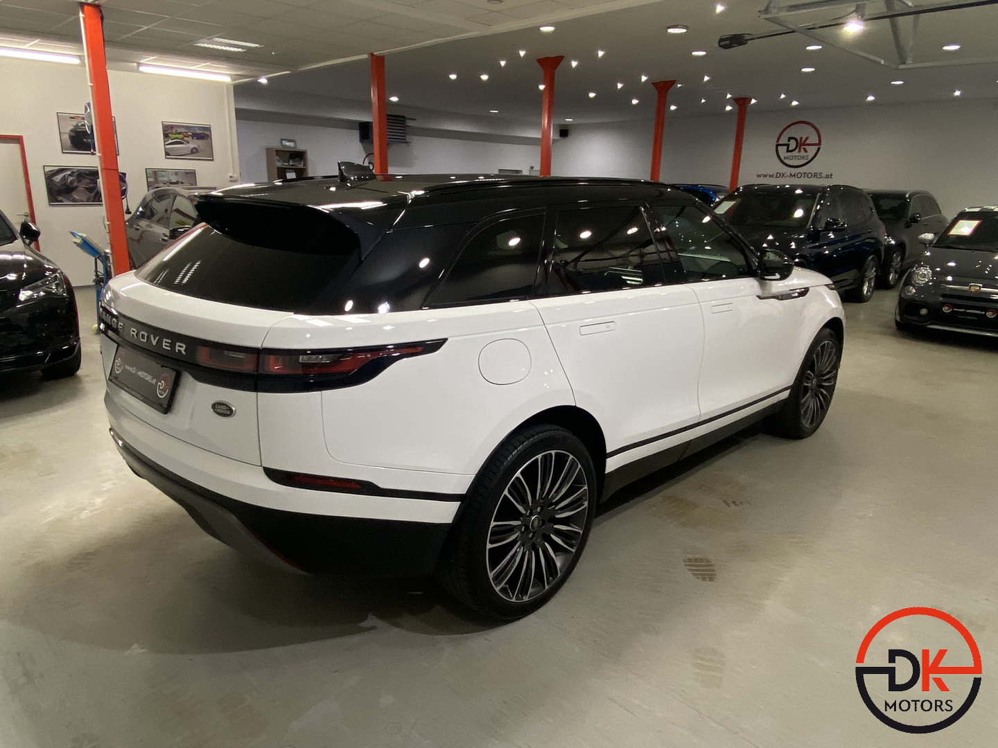 Land Rover Range Rover Velar D180