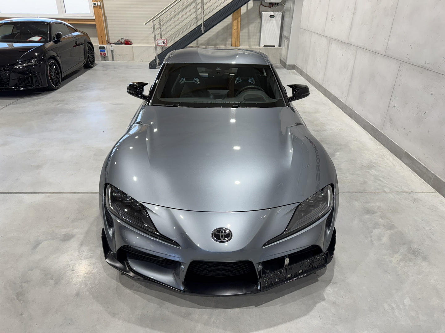 Toyota Supra GR MK5 grau 2021