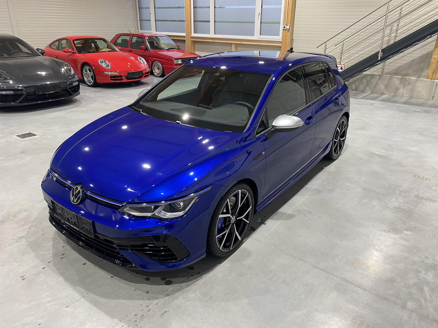 VW Golf 8R 2.0 TSI DSG Lapiz Blue