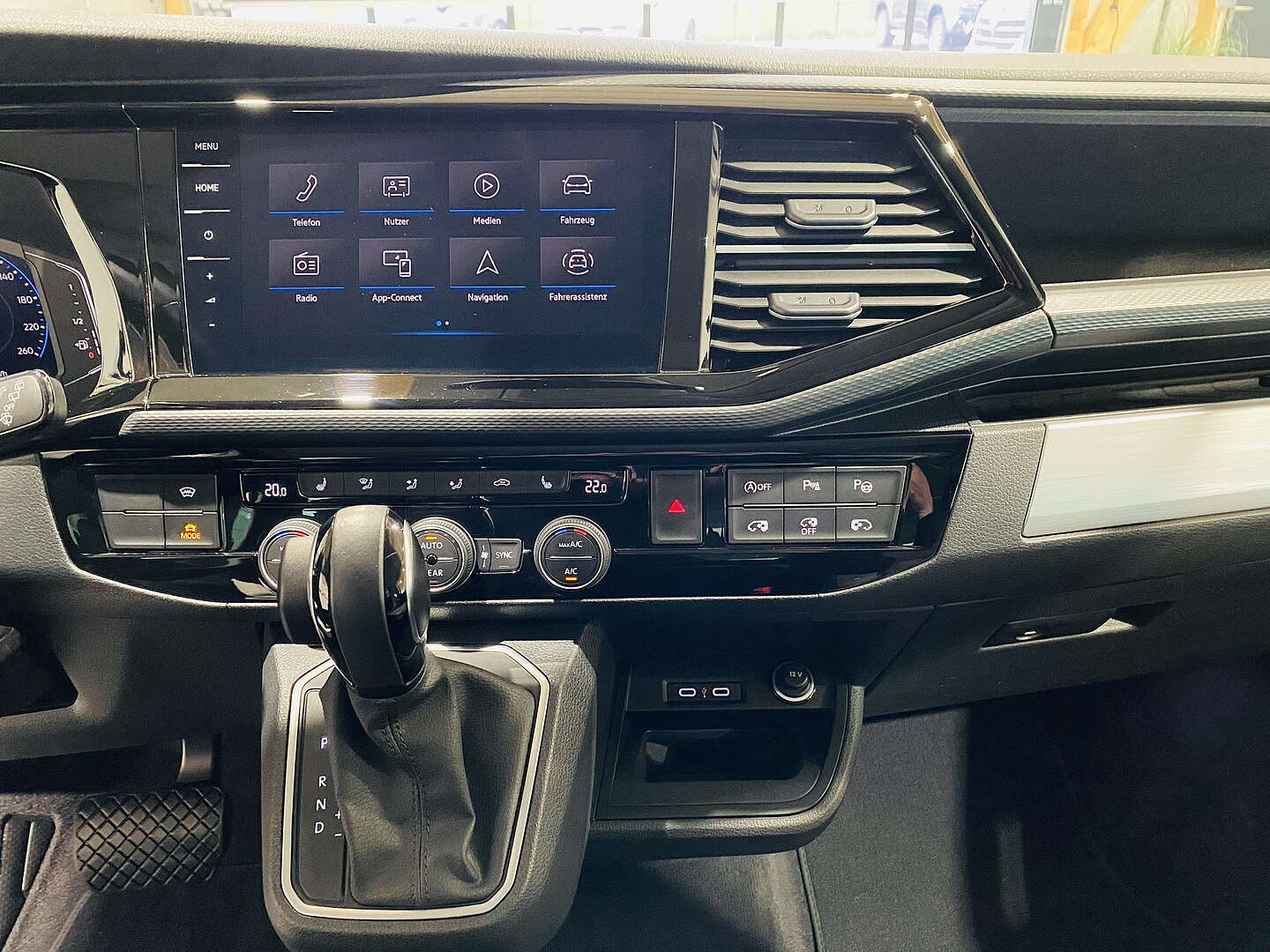 VW Multivan T6.1 Cruise DSG 2.0 TDI 4Motion