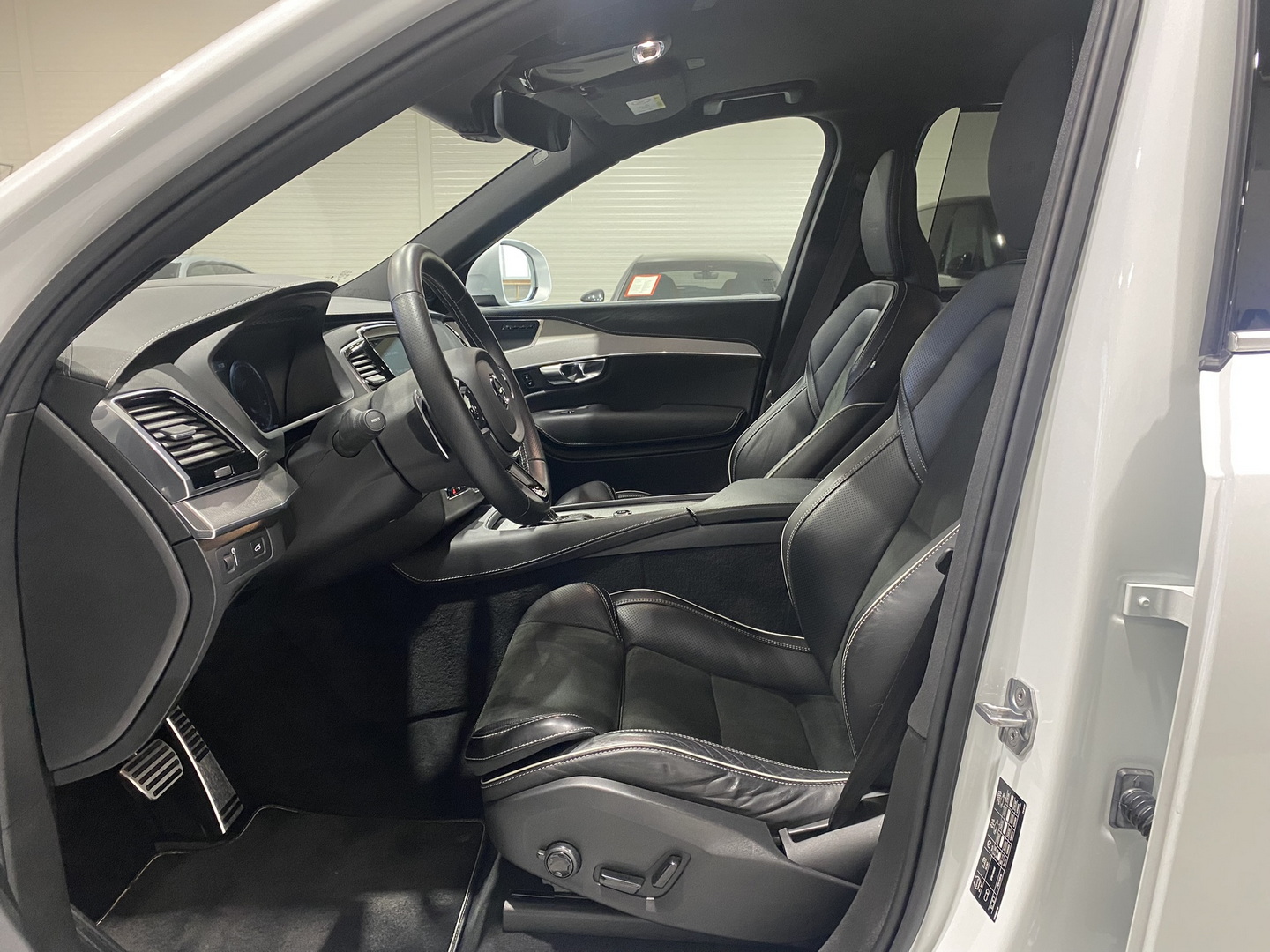 Volvo XC90 R-Design 7-Sitzer Autm.